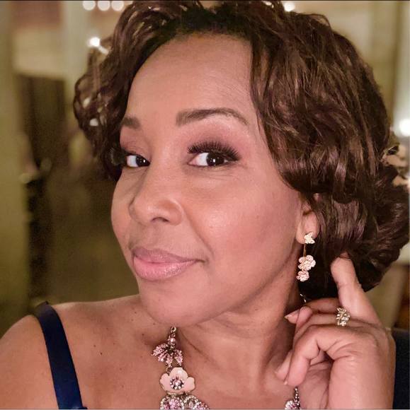 Daphney's Closet (@daphney_hewitt) | Poshmark